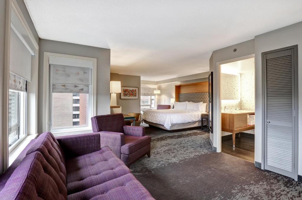 Holiday Inn - Ottawa Dwtn - Parliament Hill by IHG, Ottawa (updated ...