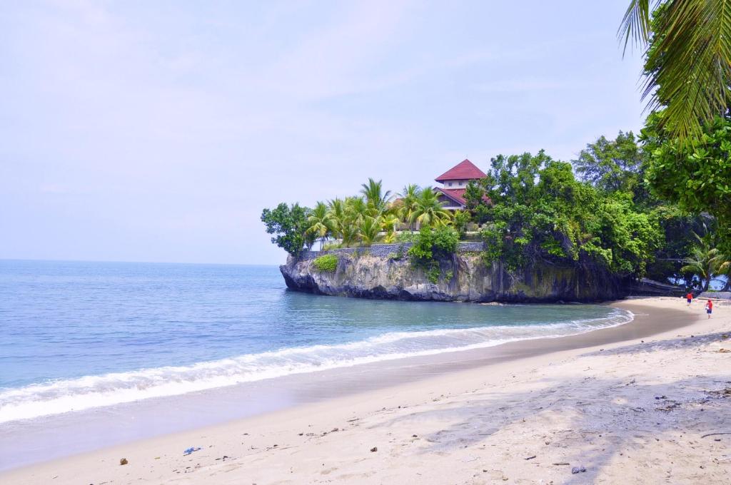 Yuk Catat, Inilah 5 Rekomendasi Resort Dan Harga Kamarnya Dengan View ...