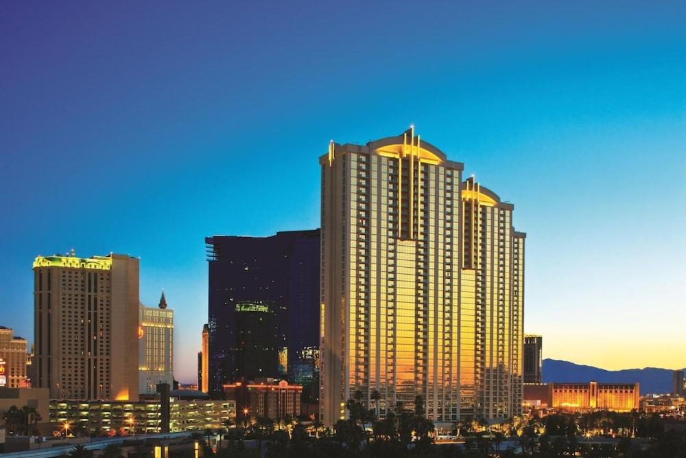 The Signature at MGM Grand by Suiteness, Las Vegas (updated prices 2026)