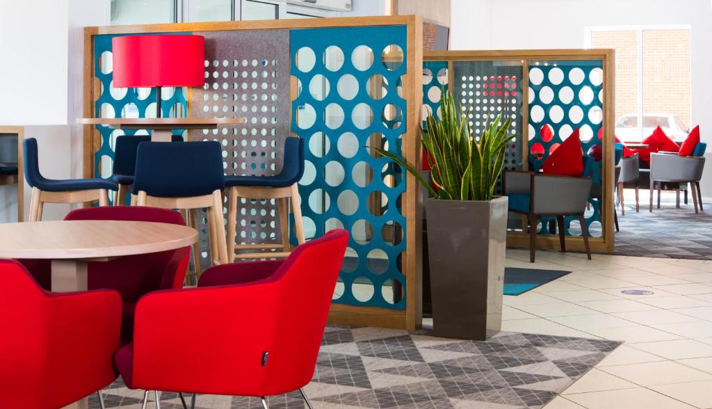 Holiday Inn Express Southampton West by IHG, Southampton (updated ...