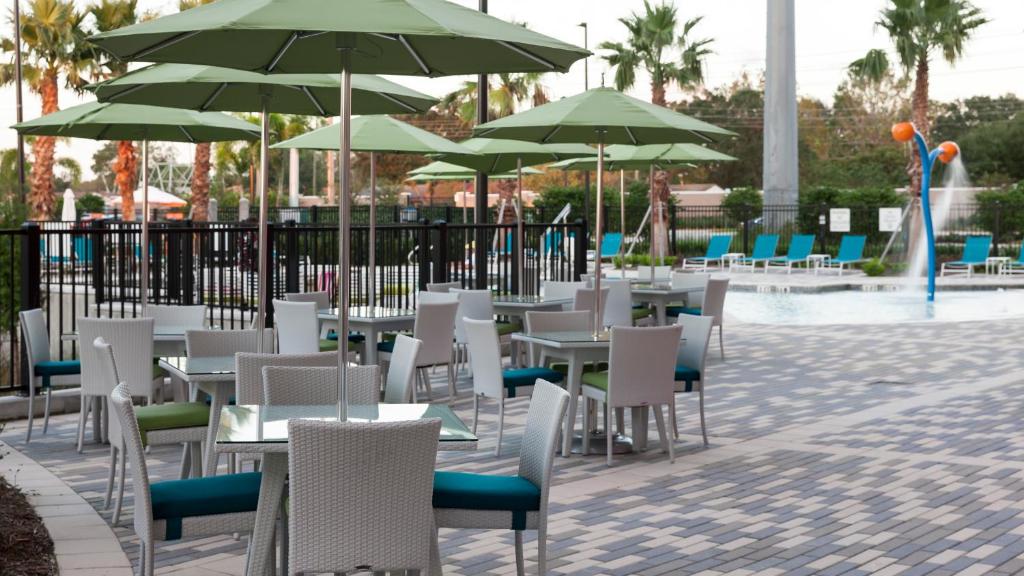 Holiday Inn Express & Suites - Orlando At Seaworld by IHG, Orlando ...