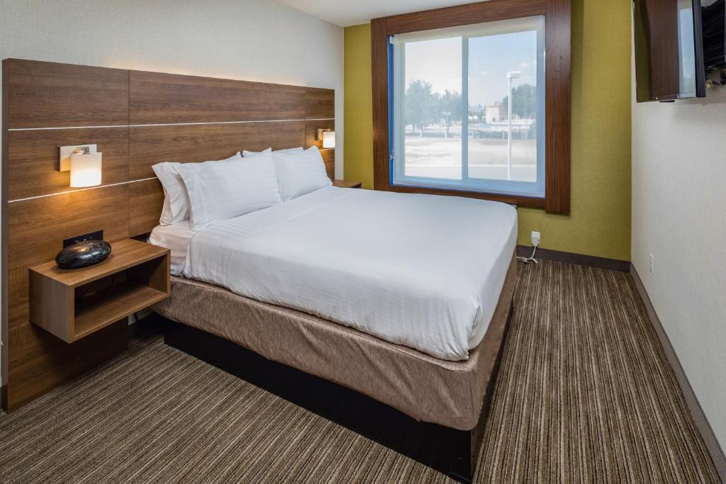 Holiday Inn Express Hotel & Suites Modesto-Salida by IHG, Modesto ...