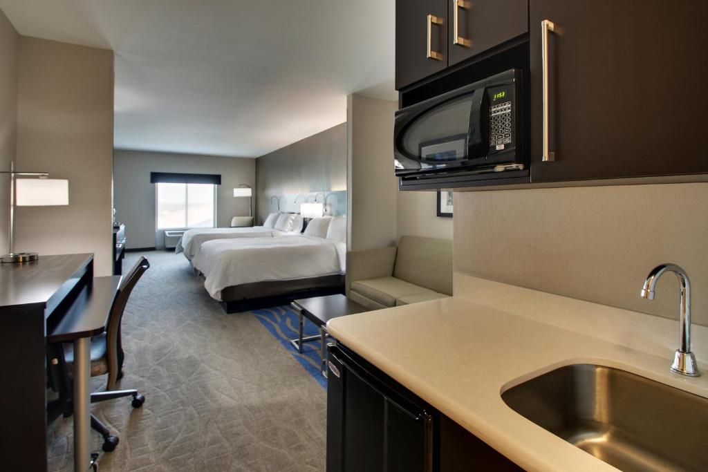 Holiday Inn Express & Suites Lancaster East - Strasburg by IHG ...