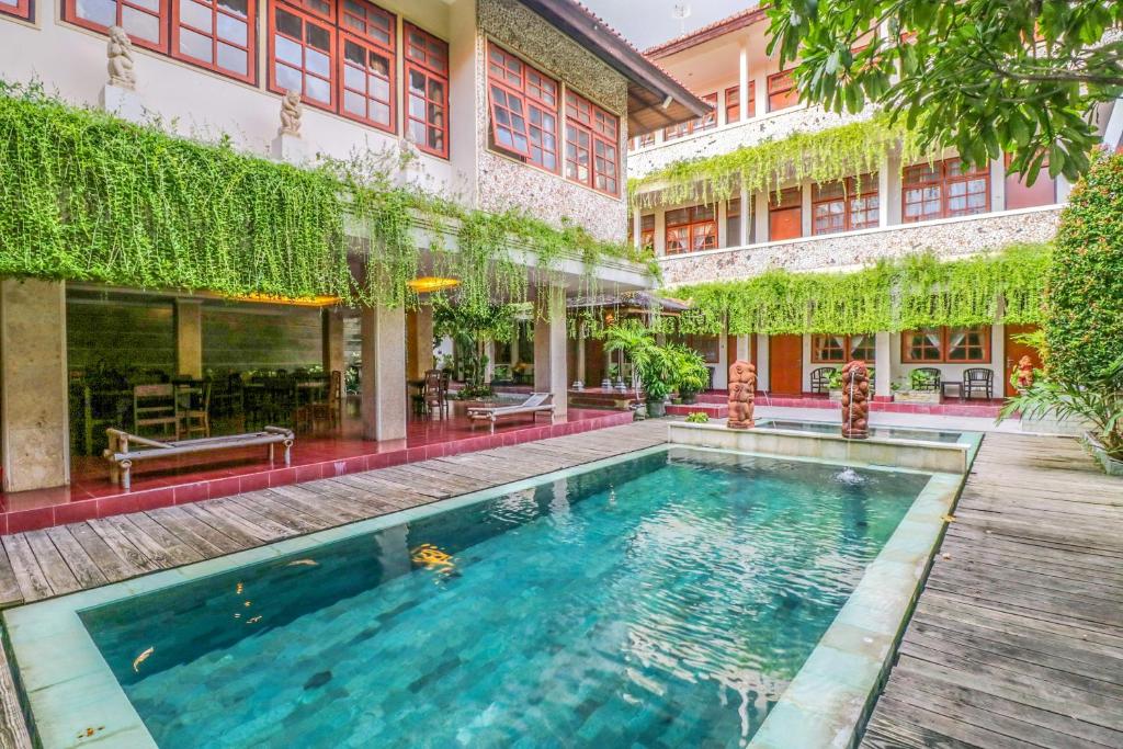 Catur Adi Putra, Denpasar (updated prices 2025)