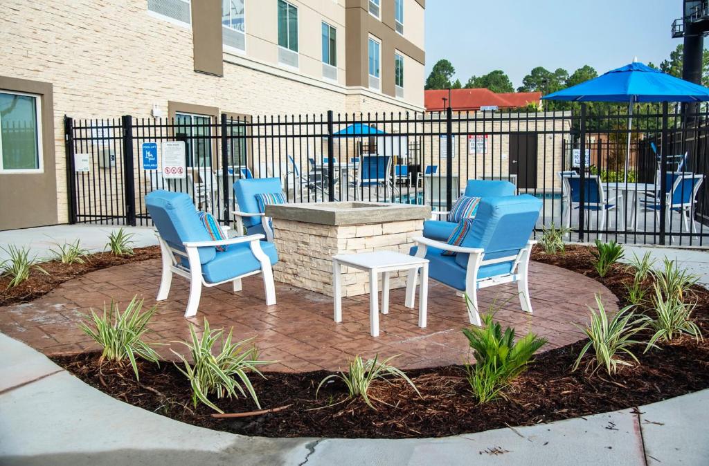 Holiday Inn & Suites - Savannah Airport - Pooler by IHG, Savannah ...