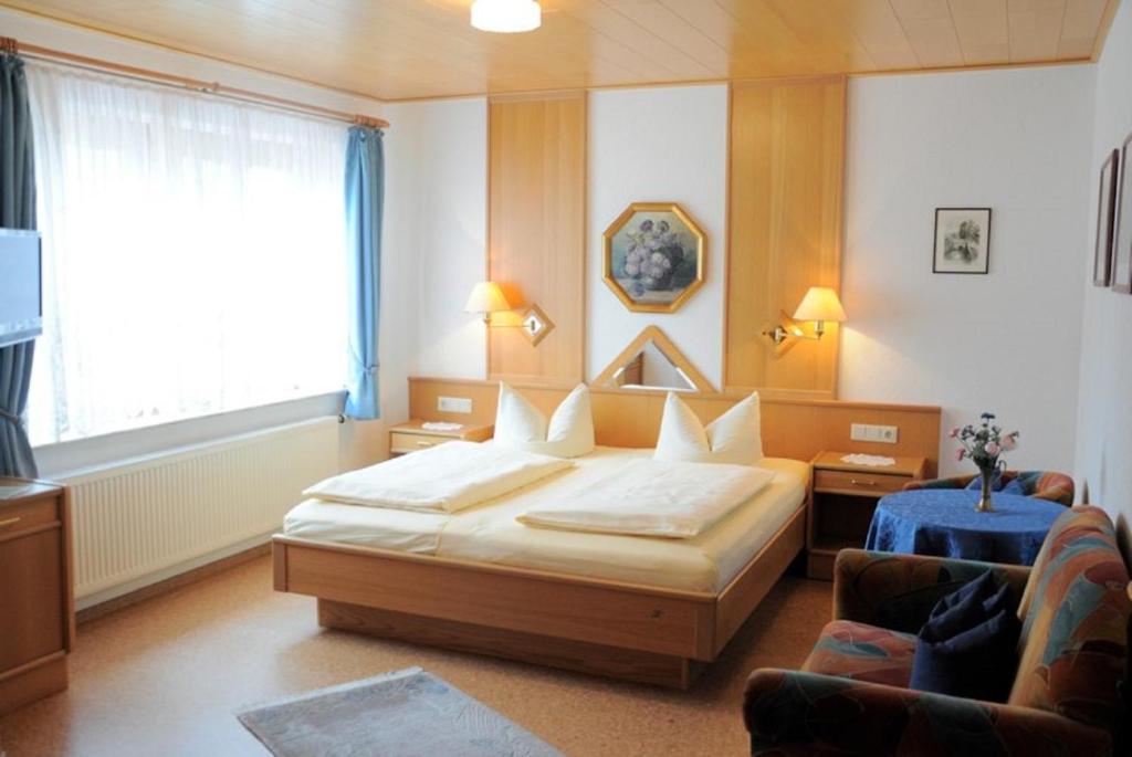 Gasthaus Tauberstube, Rothenburg ob der Tauber (updated prices 2025)