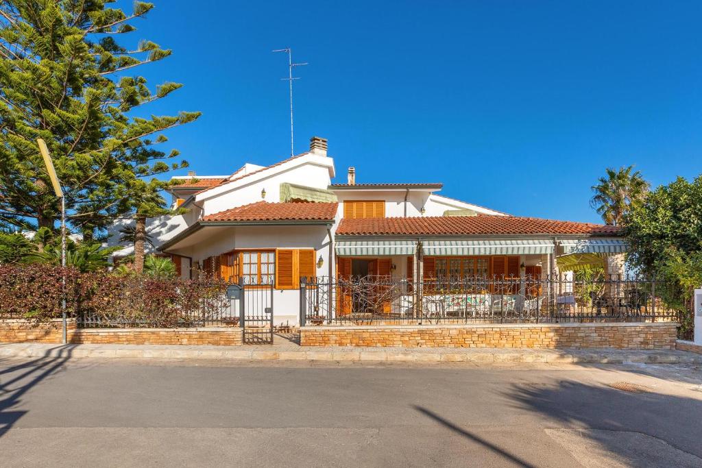 Villa Alice By Barbarhouse - Torre Lapillo