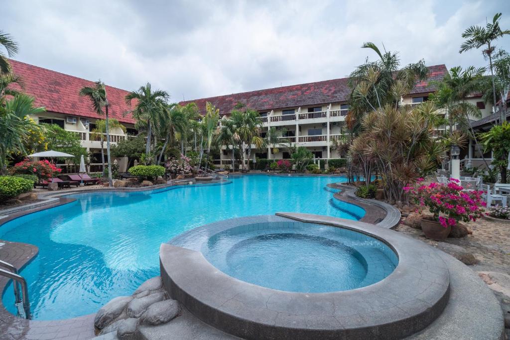 Ban Nam Mao Resort, Na Jomtien (updated prices 2025)