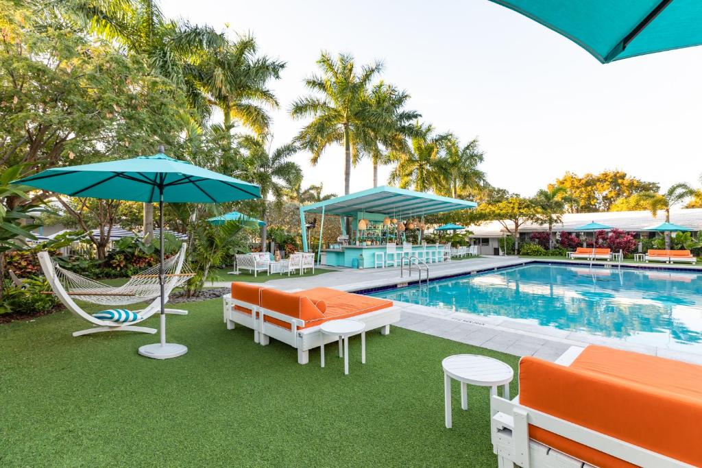 The Vagabond Hotel, Miami, Usa | Photos, Reviews & Deals @Holidify