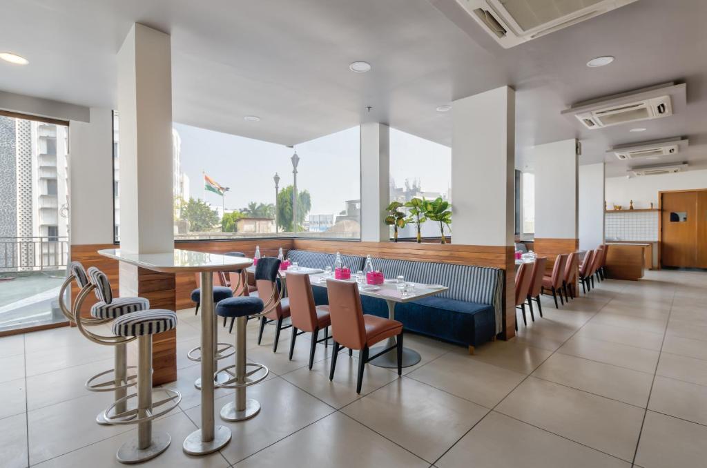 Ginger Surat City Centre, Surat (updated prices 2025)