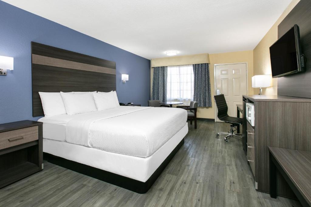 Days Inn by Wyndham Waco Near Downtown University, Waco (updated prices ...