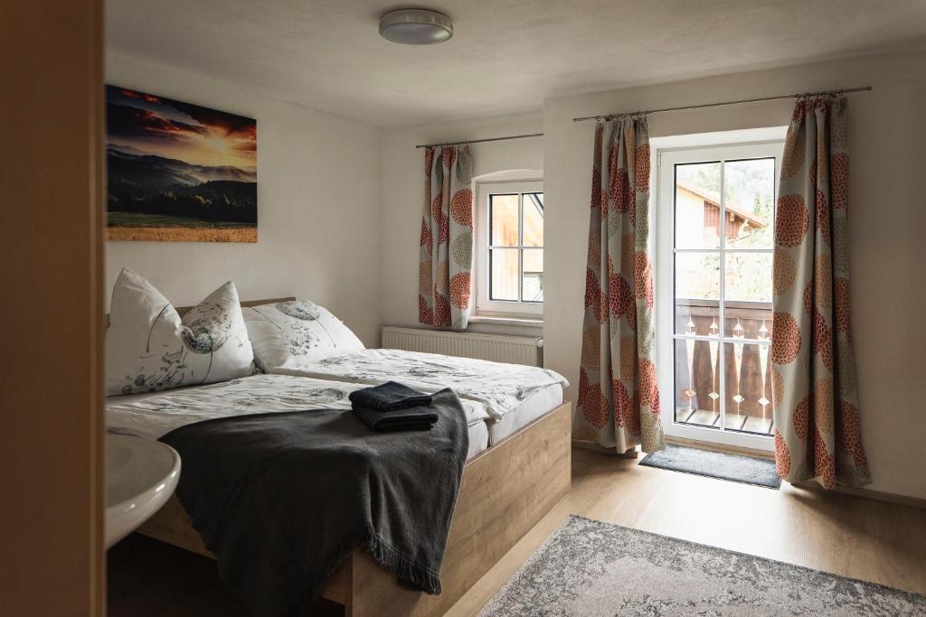 Haus Enzian, Hinterstoder (updated prices 2024)