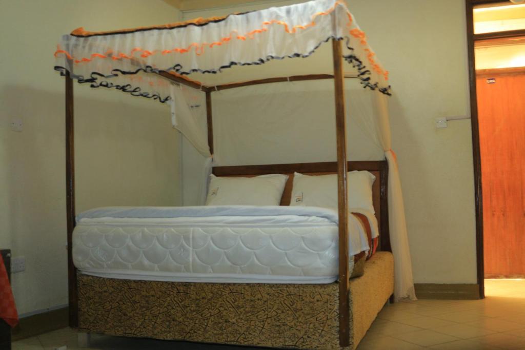 Pride Travellers Hotel Mubende, Mubende (updated prices 2025)
