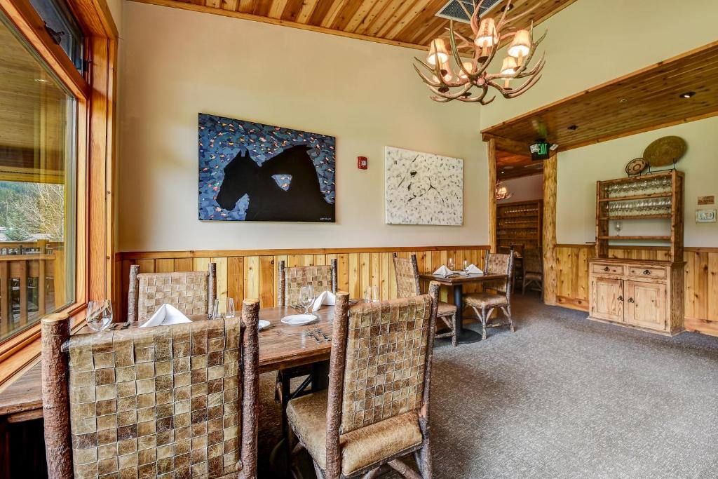 Rainbow Ranch Lodge, Big Sky Canyon Village (updated prices 2025)