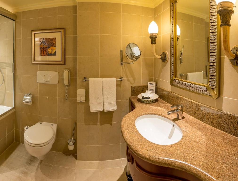 Peermont D'oreale Grande at Emperors Palace, Kempton Park (updated prices 2025)