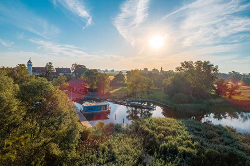 Hafenresort Karnin _ Hausboot Pit, Karnin (Usedom) (updated prices 2025)