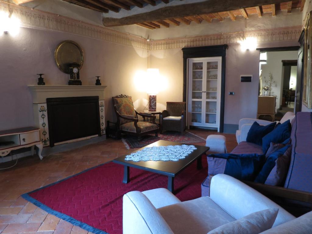 I Tre camini, Montieri (updated prices 2026)