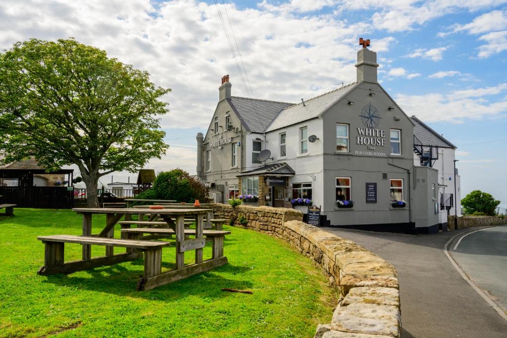 The White House Inn - Whitby, Whitby (updated prices 2026)