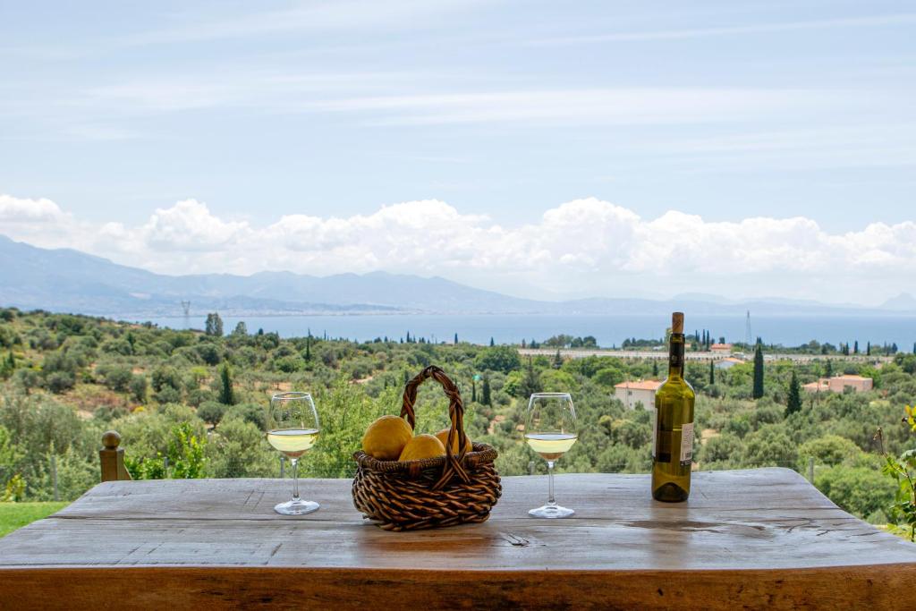 Greek Boho Villa Near Nafpaktos - Патры