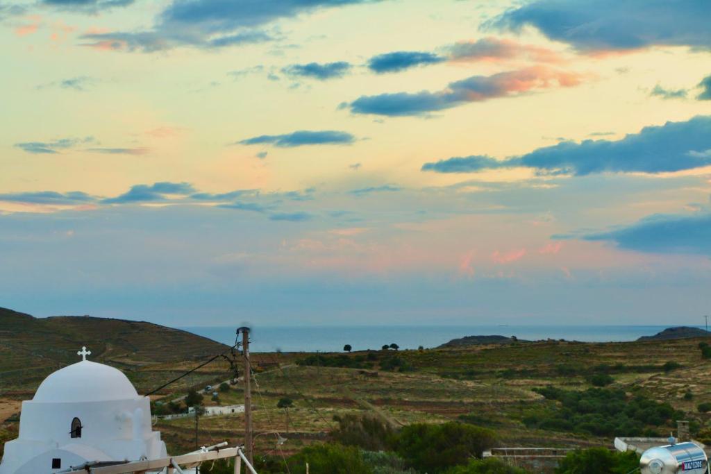 Kounelia Luxury Apartments, Kithnos (updated prices 2025)