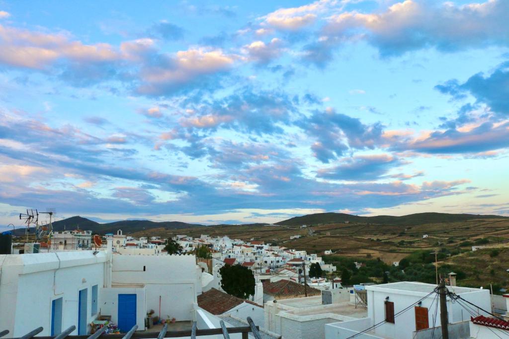 Kounelia Luxury Apartments, Kithnos (updated prices 2025)