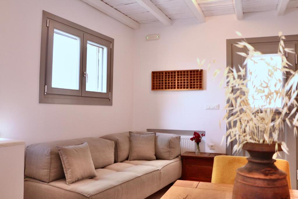 Kounelia Luxury Apartments, Kithnos (updated prices 2025)