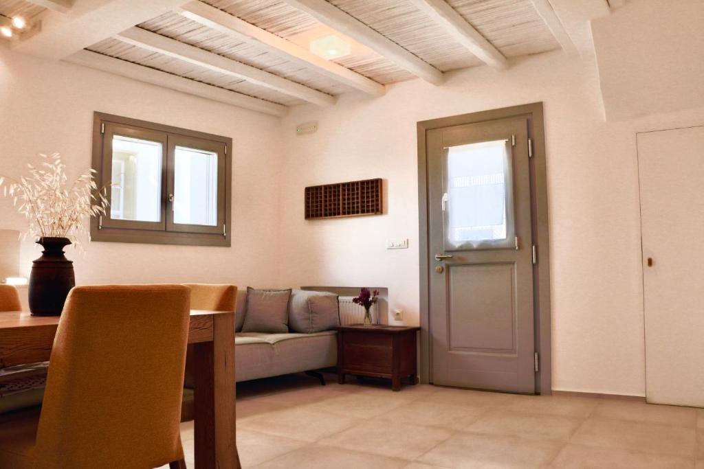 Kounelia Luxury Apartments, Kithnos (updated prices 2025)