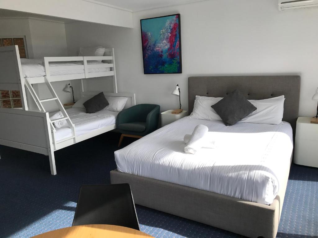 North Pier Hotel, Cowes (updated prices 2025)
