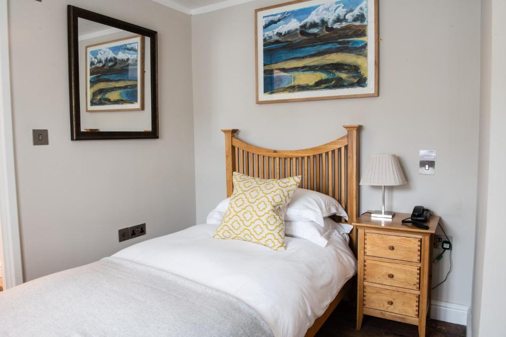Wheelwrights Arms Country Inn & Pub, Bath (updated prices 2025)