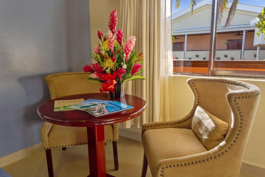 Best Western Plus Belize Biltmore Plaza, Belize City (updated prices 2025)