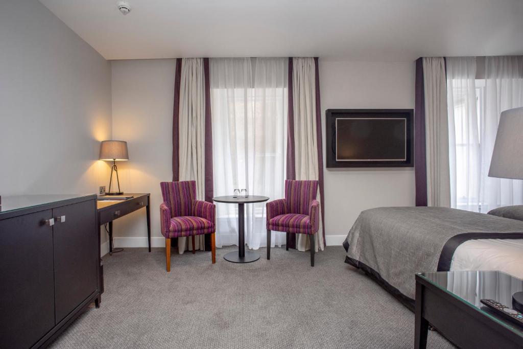 Ten Hill Place, Edinburgh (updated prices 2025)