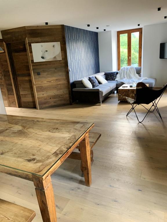 Appartement De 2 Chambres Avec Balcon Amenage Et Wifi A Sallanches - Sallanches