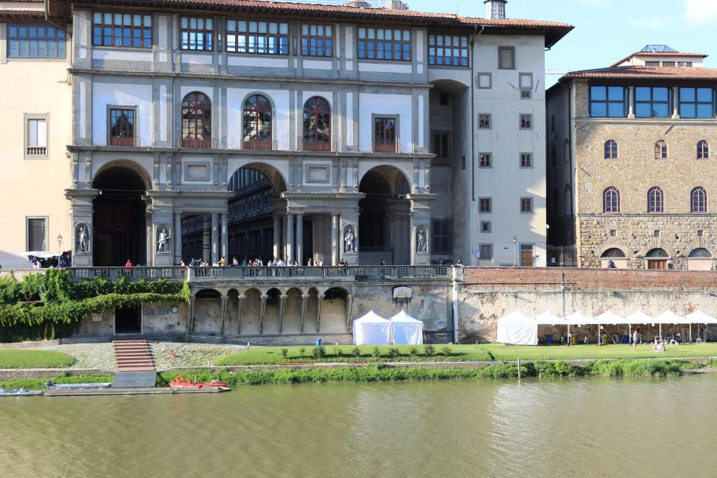 Florence Bridge Gold