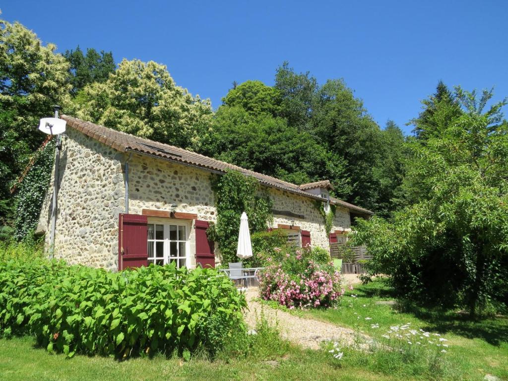 Le Moulin de Pensol - Gites, Pensol (updated prices 2025)