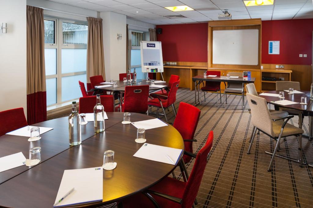 Holiday Inn Express Swindon West by IHG, Swindon (updated prices 2025)