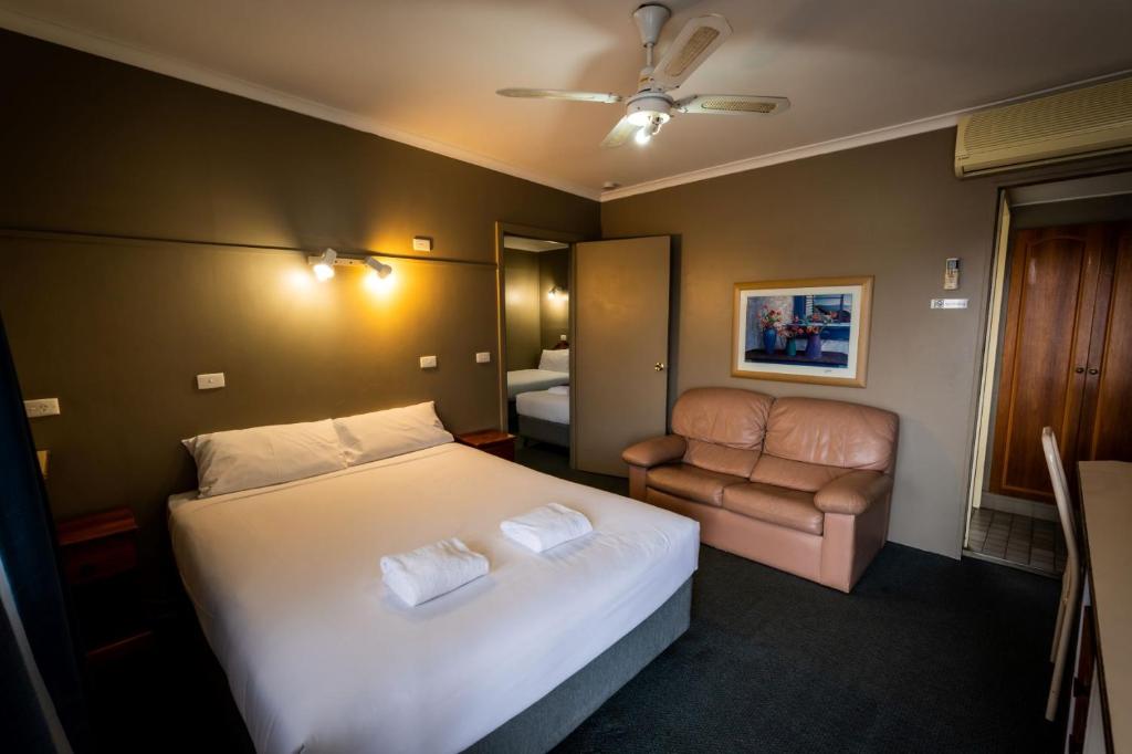 Ardeanal Motel, West Wyalong (updated prices 2025)