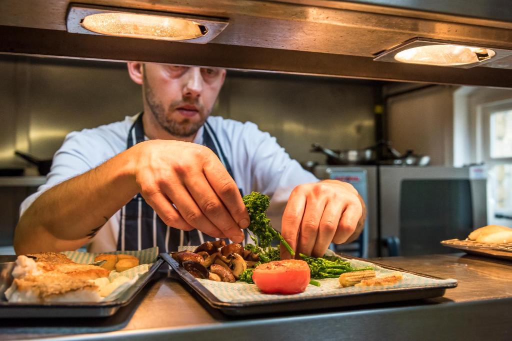 Number Four at Stow, Stow on the Wold (updated prices 2025)