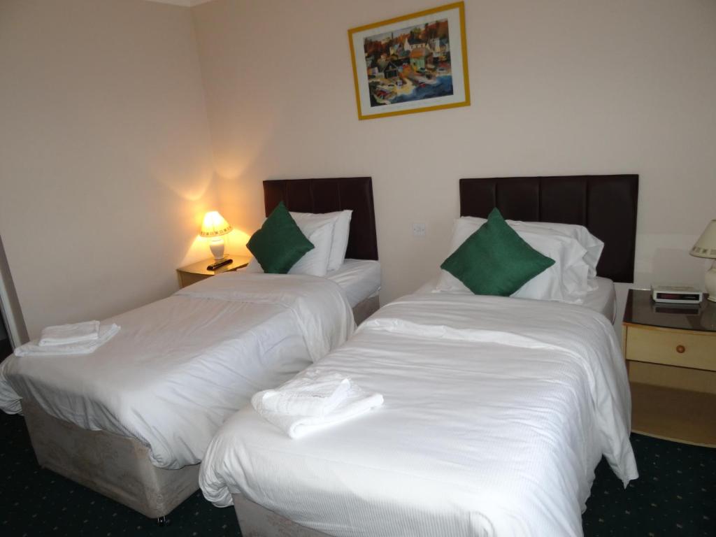 AJ Lodge, Slough (updated prices 2025)