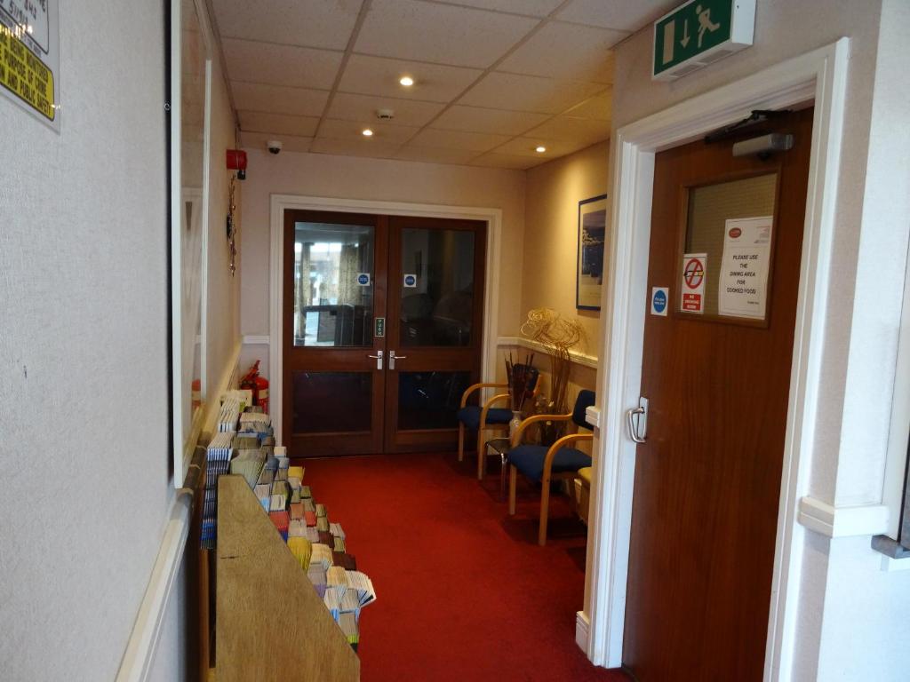 AJ Lodge, Slough (updated prices 2025)