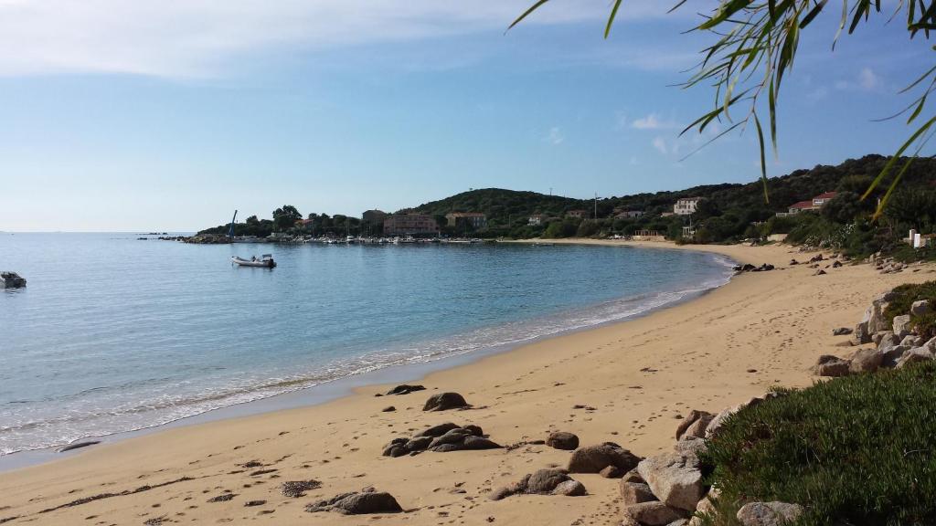 Mare E Monti, Porto Pollo (tarifs actualisés, 2025)