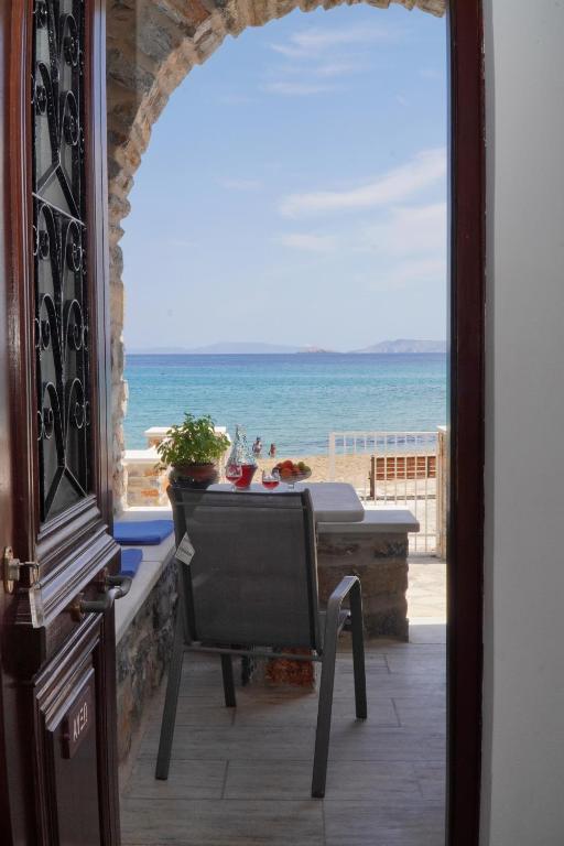 Moutsouna Beach, Moutsouna Naxos (updated prices 2025)