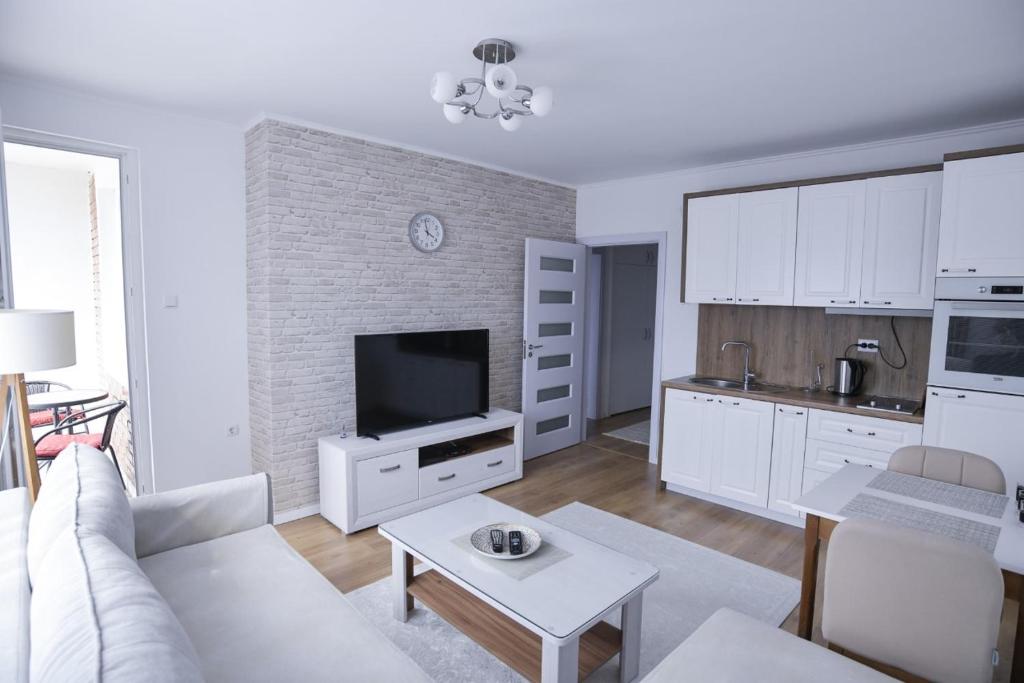White Apartment, Pristina (updated prices 2025)