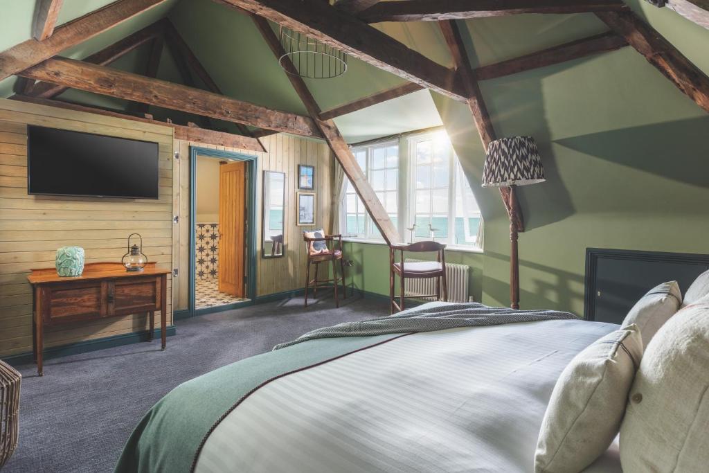 Rock Point Inn, Lyme Regis (updated prices 2025)