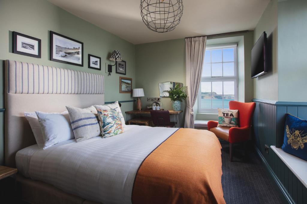 Rock Point Inn, Lyme Regis (updated prices 2025)