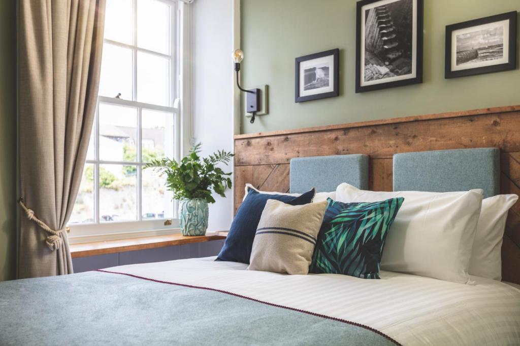 Rock Point Inn, Lyme Regis (updated prices 2025)