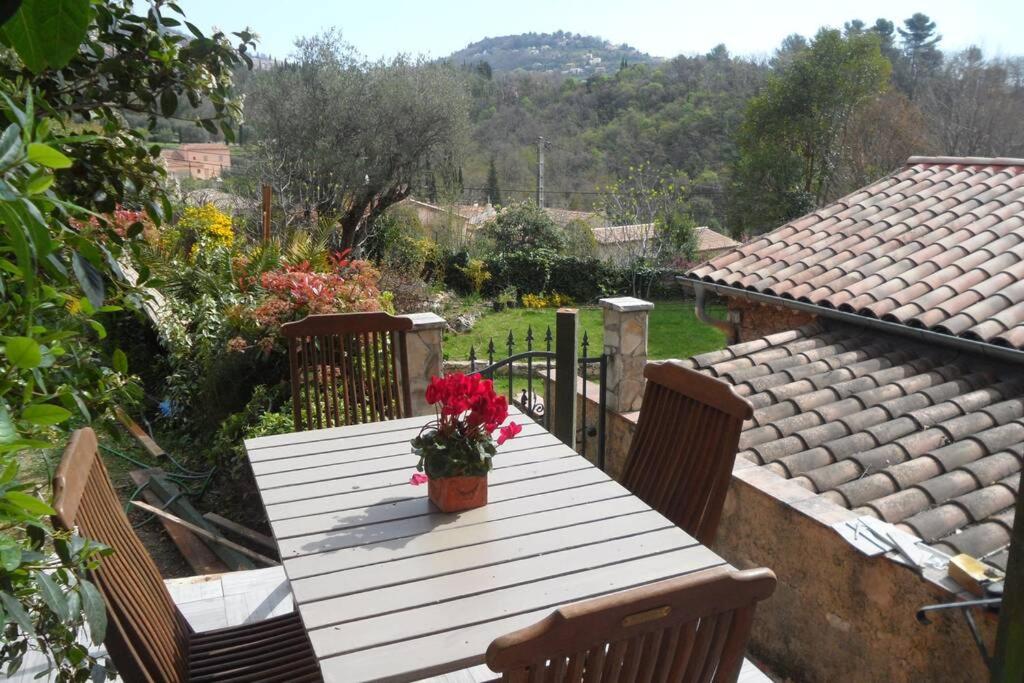 Maison Dans Les Collines De Grasse - Grasse