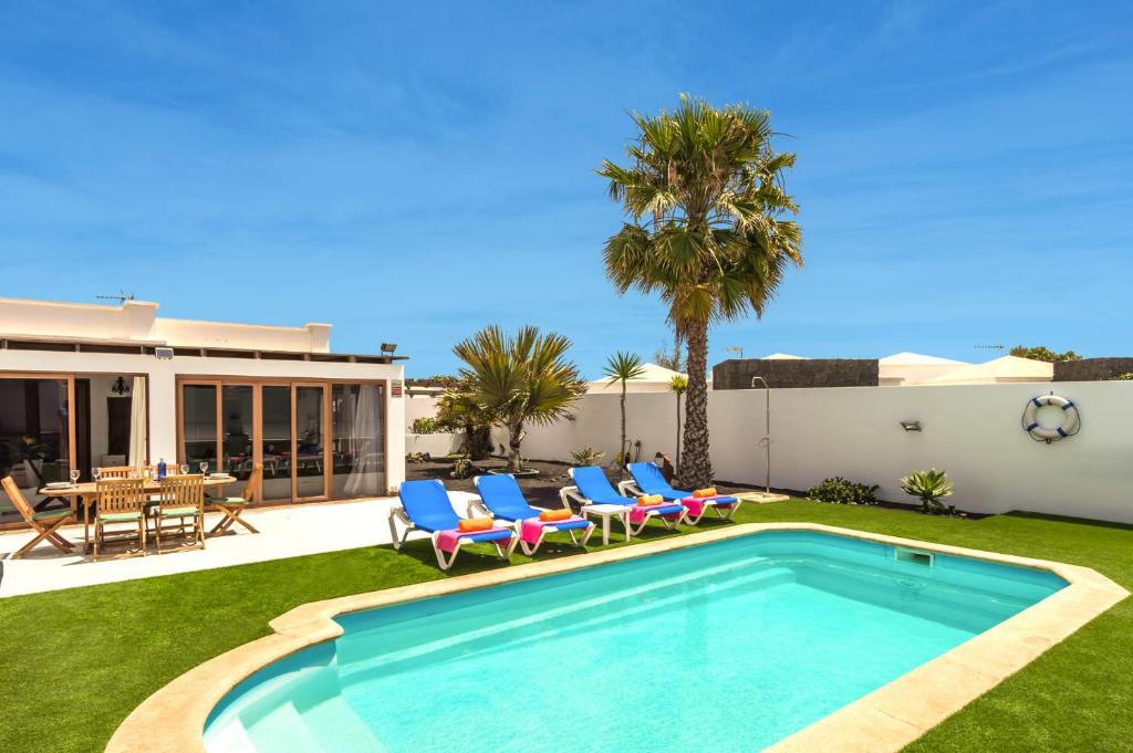 Almas Blancas - Playa Blanca, Espagne