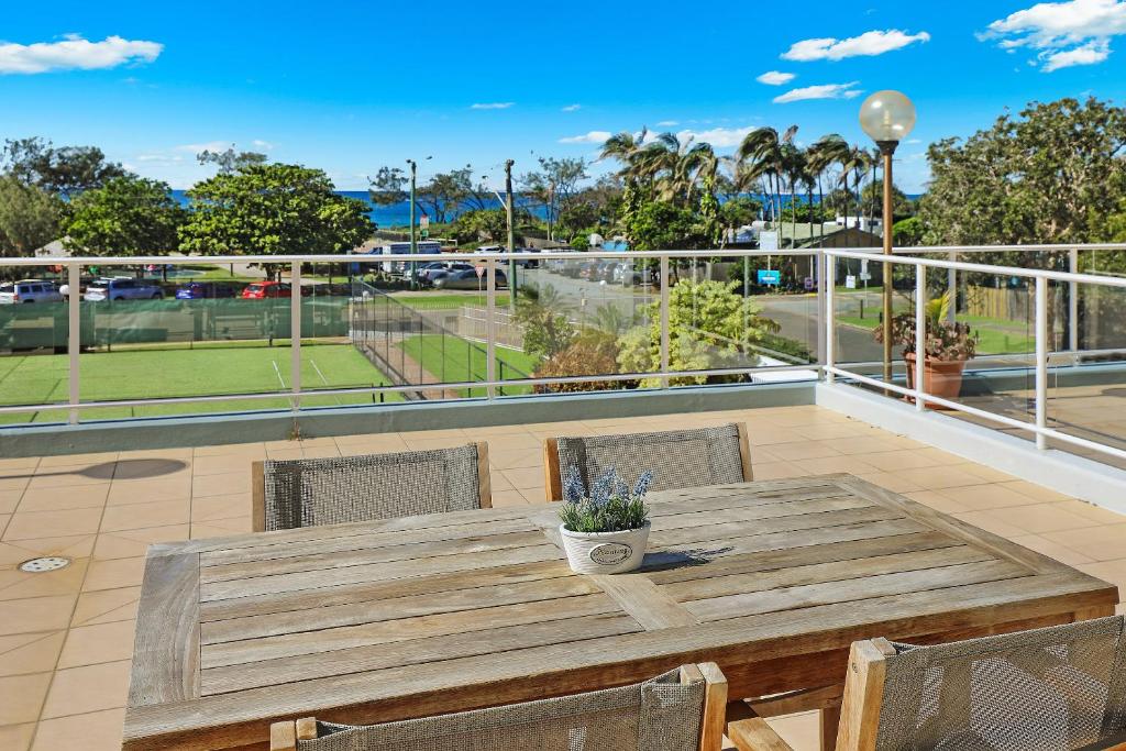 Elouera Tower, Maroochydore (updated prices 2025)