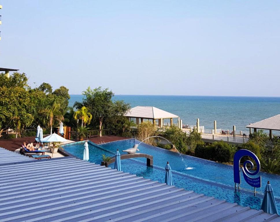 Royal Phala Cliff Beach Resort, Ban Chang (updated prices 2025)