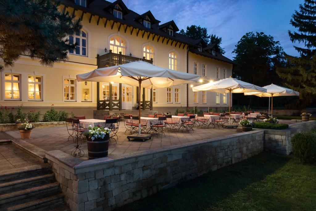 Castle Hotel Grof Degenfeld Superior, Tarcal (updated prices 2025)